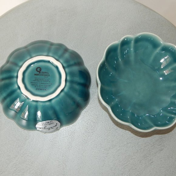 MATCERAMICA | Dining | Matceramica Sea Waves Scallop Edge Serving Bowl ...